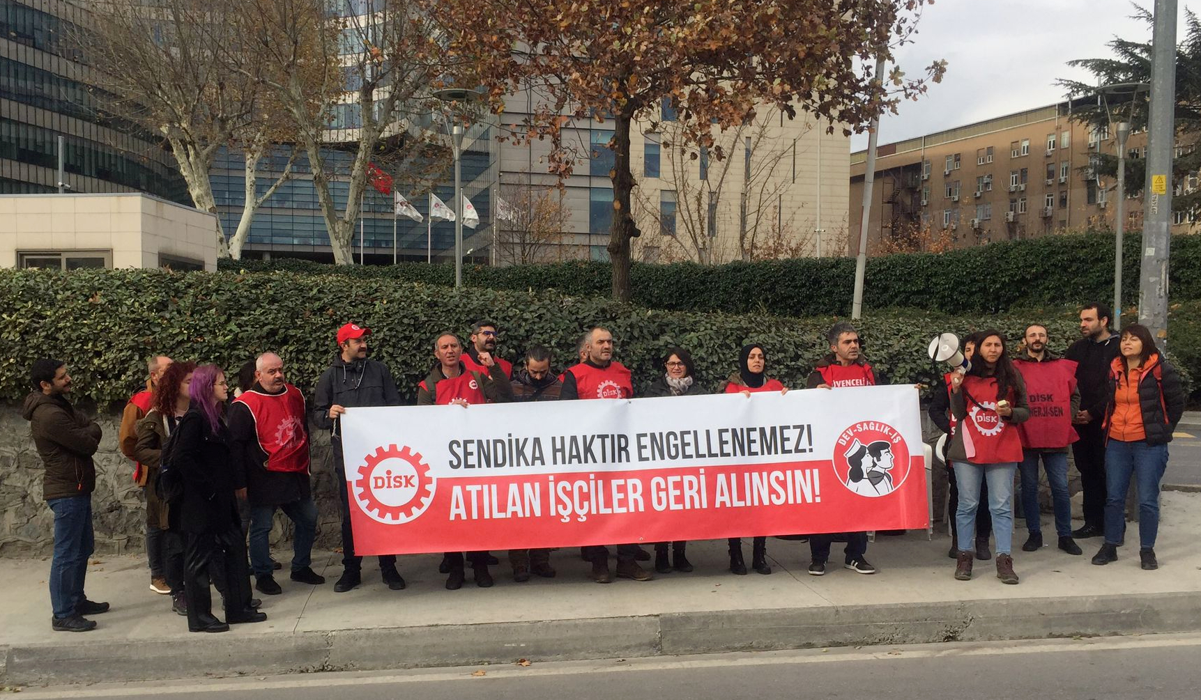 Koç Üniversitesi Hastanesi’nde direniş kazandı