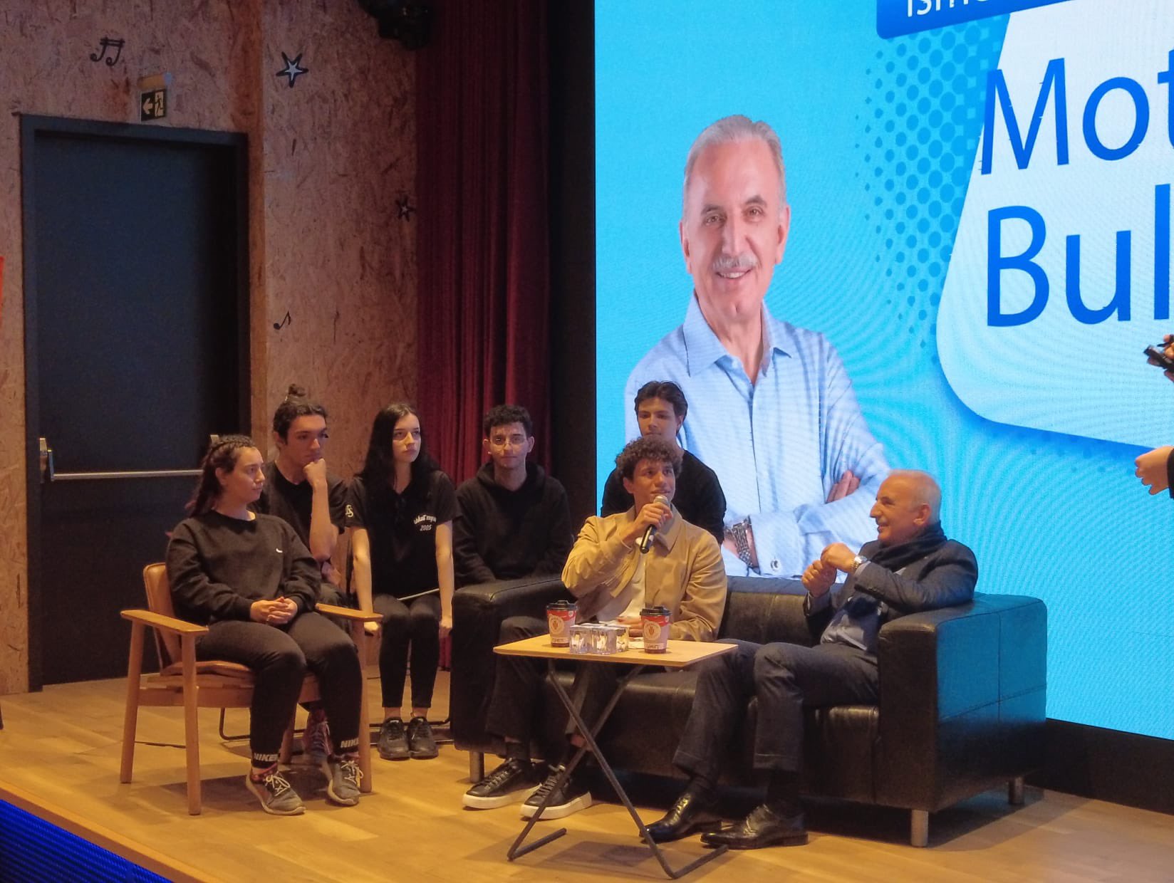 Liselileri ‘üniversite motivasyon semineri’ diye çağırıp AKP’li adayın ...